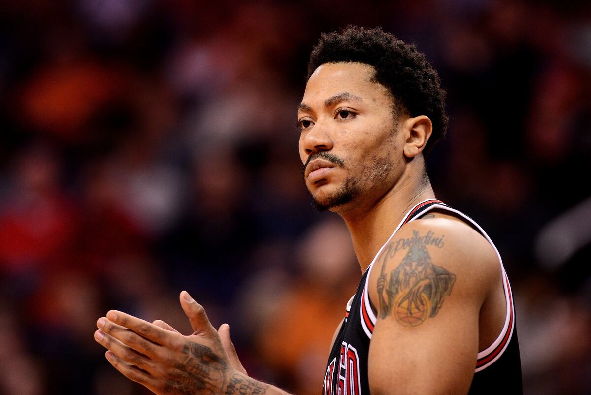 Derrick Rose Injury Update: Bulls Star Begins Rehab Just 1 Day After ...