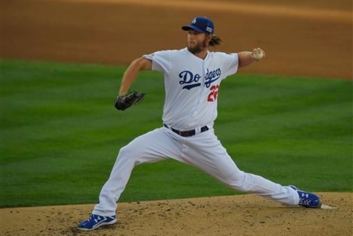 Projecting the Los Angeles Dodgers' Final 25-Man Roster at the Start of ...