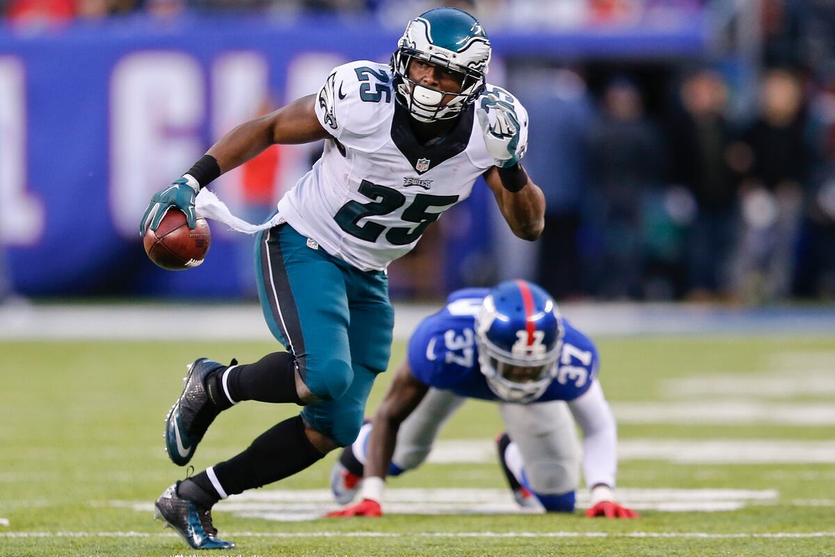 LeSean McCoy: Trying to Make Sense of Eagles' Stunning Trade | News ...