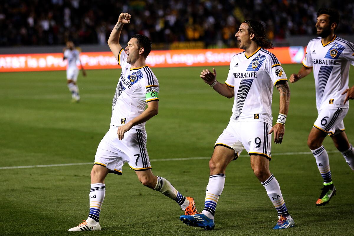 10 Best Golazos from World Football This Weekend | News, Scores ...