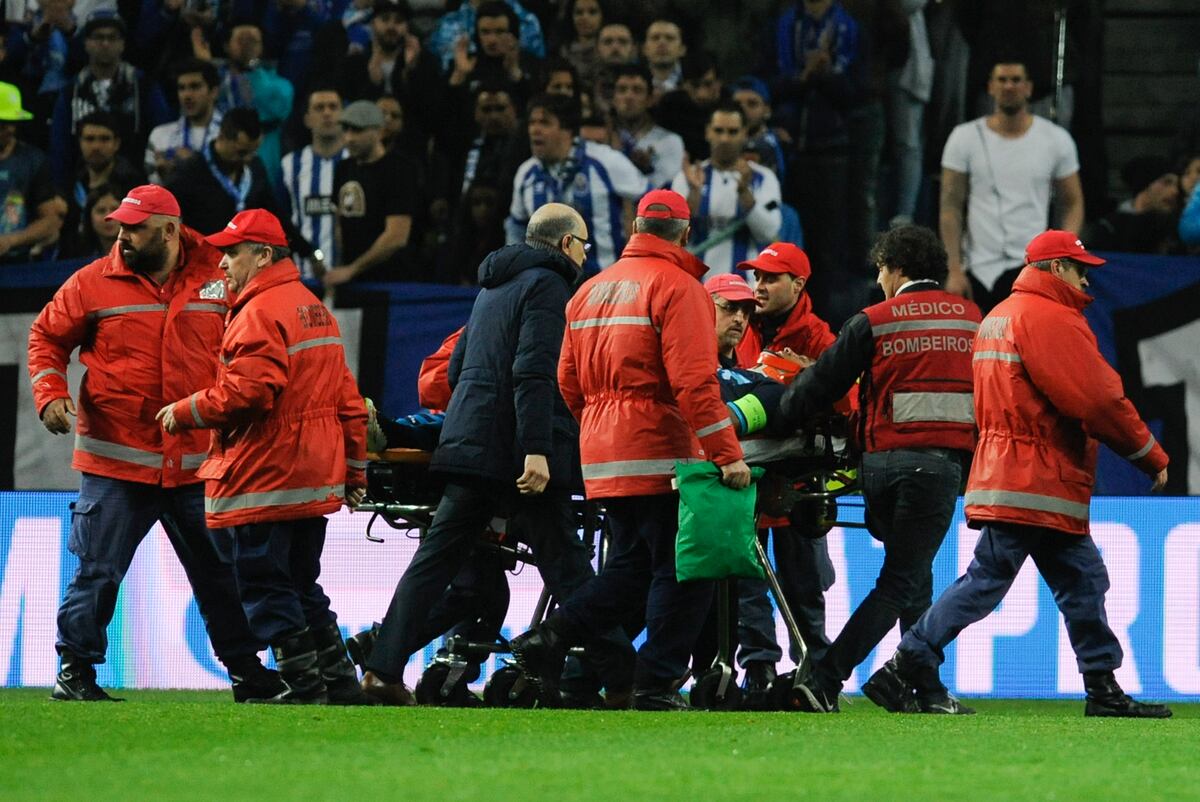 Danilo Luiz da Silva Injury: Updates on FC Porto Star's Status and ...