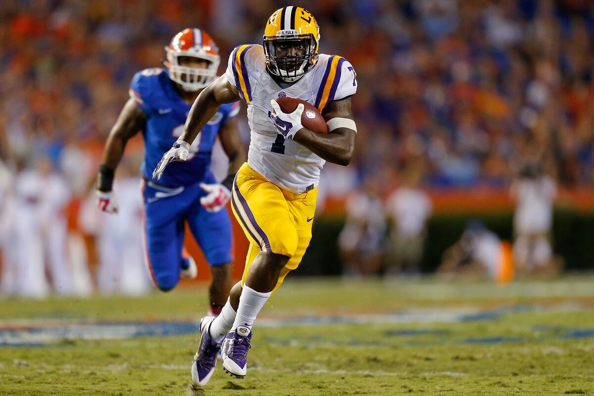 Which Star Sophomore Running Back Has Best Chance to Win Heisman Trophy ...