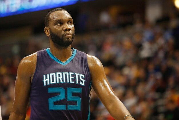 Al Jefferson Injury: Updates on Hornets Star's Knee and Return