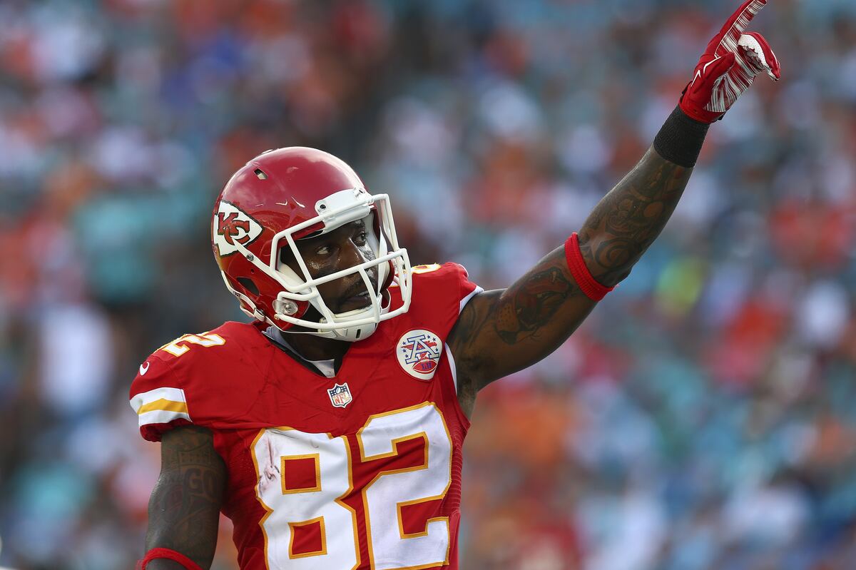 NFL Free Agency Rumors: Analyzing Buzz on Greg Hardy, Dwayne Bowe and ...