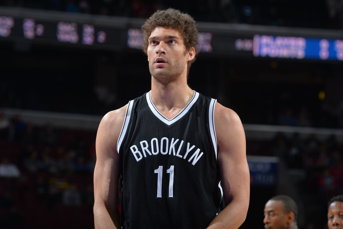 Lopez Becomes 1st Net with 25 Points and 4 Blocks in Consecutive Games ...