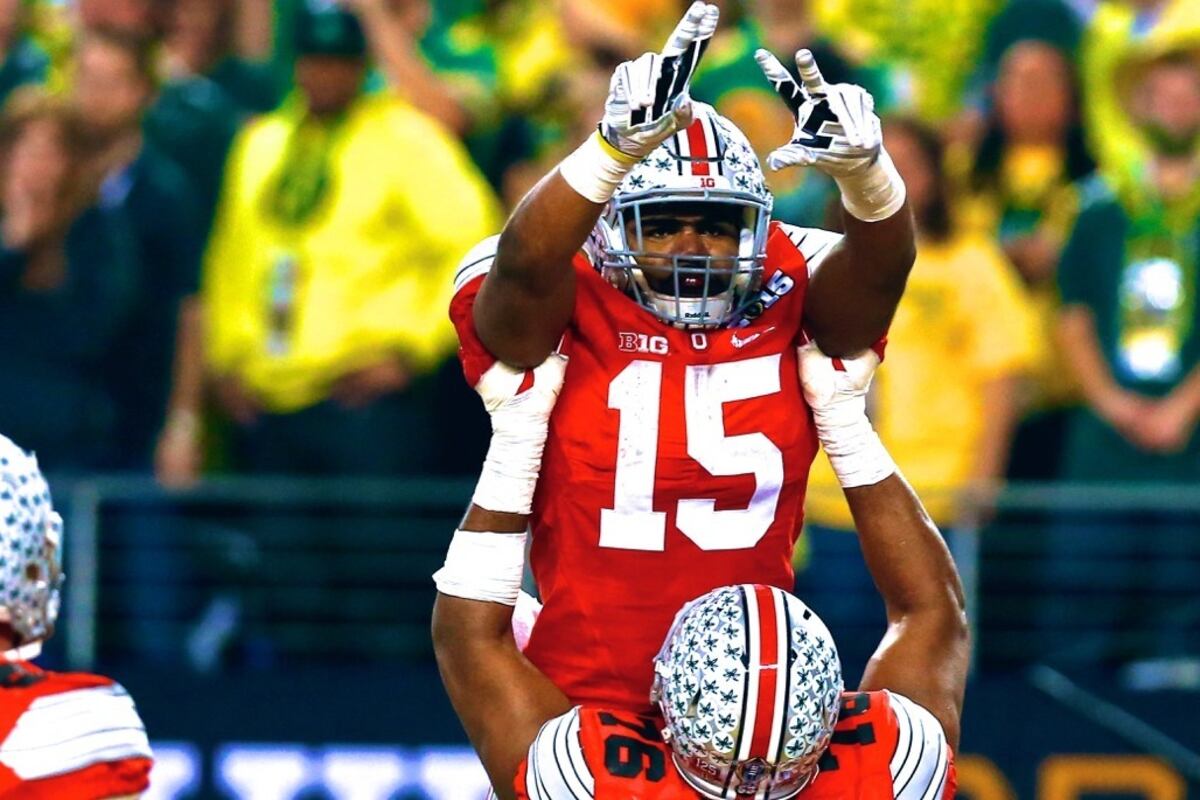 Which Conference Is Most Likely to Produce 2015's Heisman Trophy Winner ...