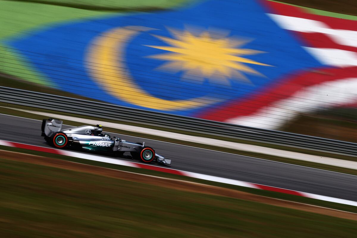 Malaysian Grand Prix 2015 5 Key Storylines Ahead Of Sepang Race News