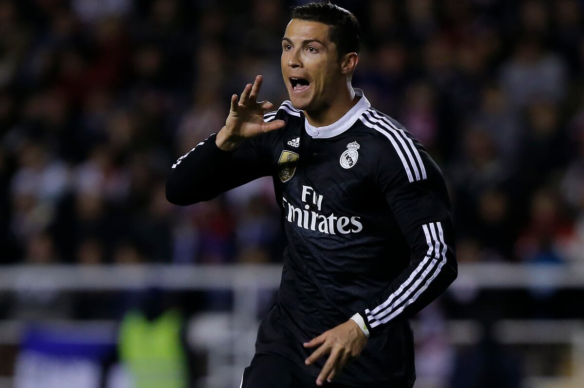Cristiano Ronaldo a Serial Offender with 'Robbery' Gesture, Says Gerard ...