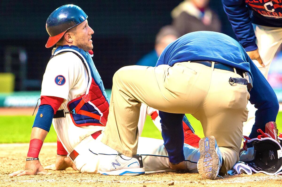 Yan Gomes Injury: Updates on Indians Catcher's Knee and Return | News ...