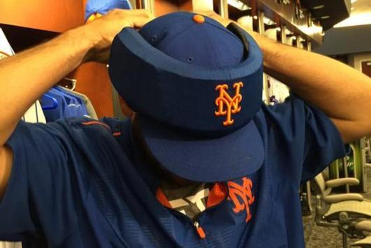 Mets Pitcher Alex Torres to Wear New Protective Hat on the Mound | News ...