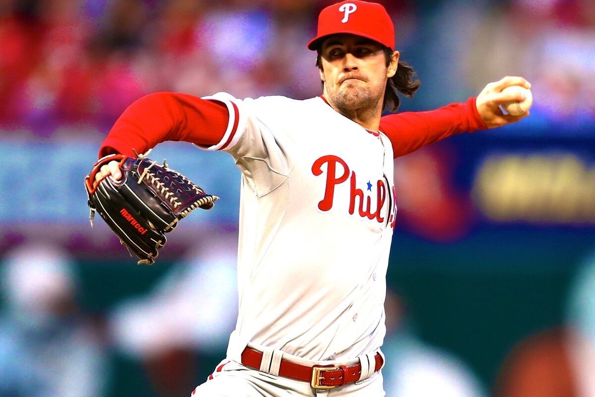 Cole Hamels Struts His Stuff as List of Suitors Grows | News, Scores ...