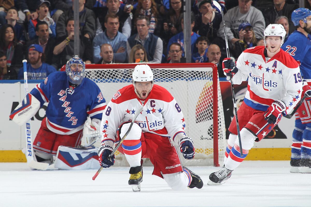 Capitals vs. Rangers: Game 1 Score and Twitter Reaction from 2015 NHL ...