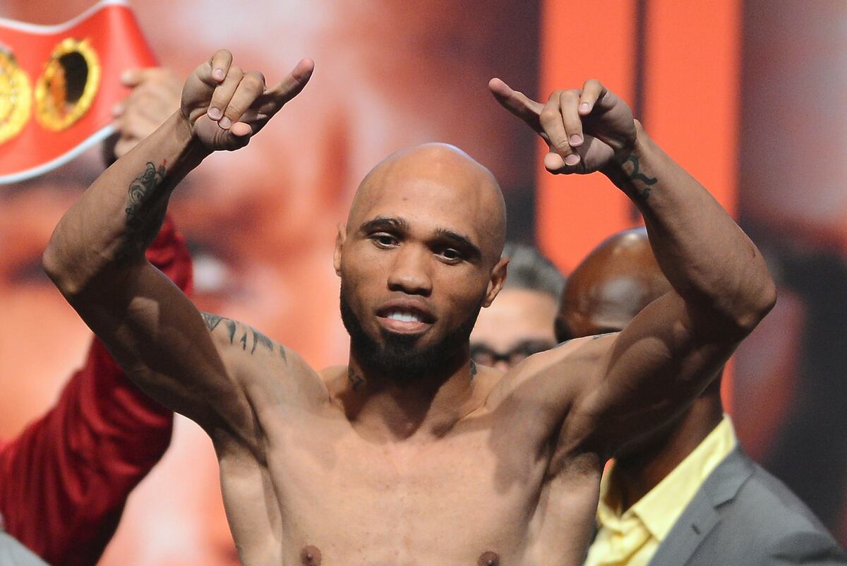 Ishe Smith vs. Cecil McCalla: Winner, Scorecard and Reaction | News ...