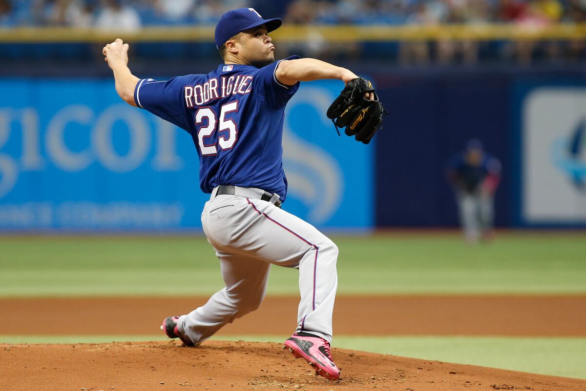 Rodriguez Sets Rangers Record by Retiring 34 Consecutive Batters | News ...