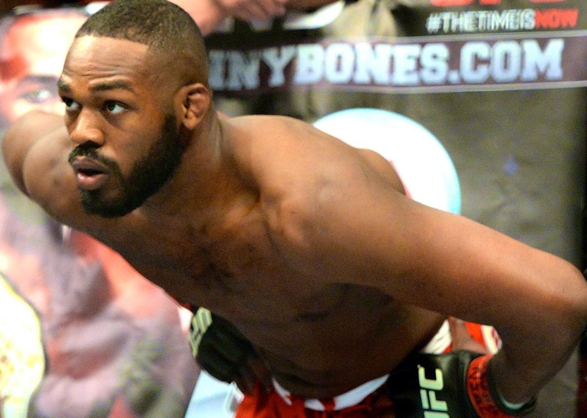 Jon Jones' Alleged Hit-and-Run: 911 Audio Released | News, Scores ... Jon Jones' Alleged Hit-and-Run: 911 Audio Released | News, Scores ...