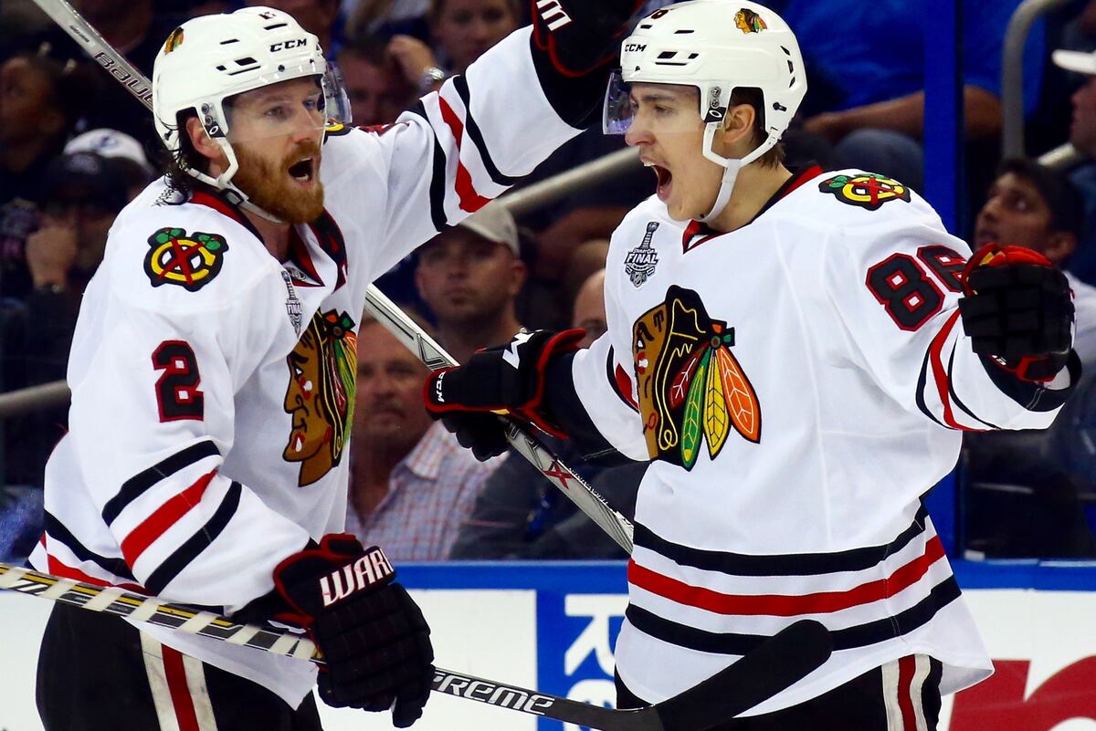 Blackhawks vs. Lightning: Game 1 Score and Reaction from 2015 Stanley ...