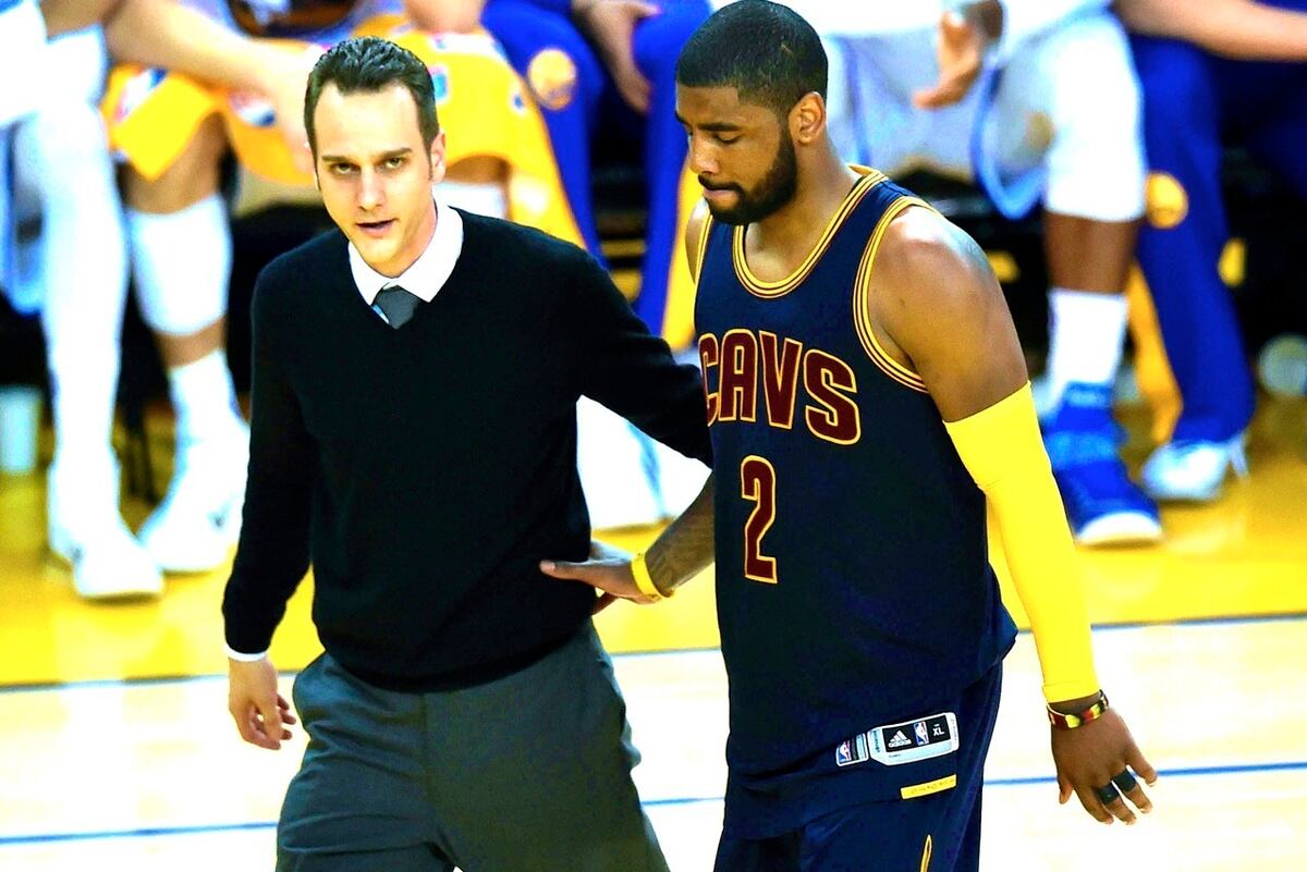Kyrie Irving Injury Update: Cavaliers Star to Have Season-Ending Knee ...