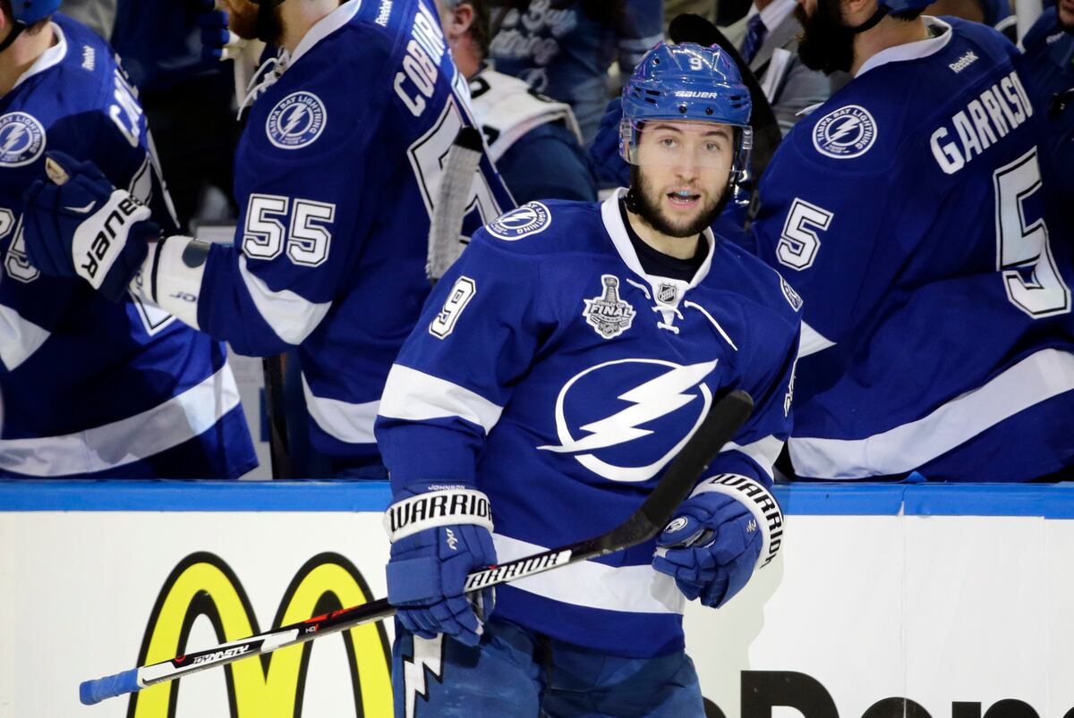 Why Tyler Johnson Should Still Be Tampa Bay's Favorite to Win Conn ...