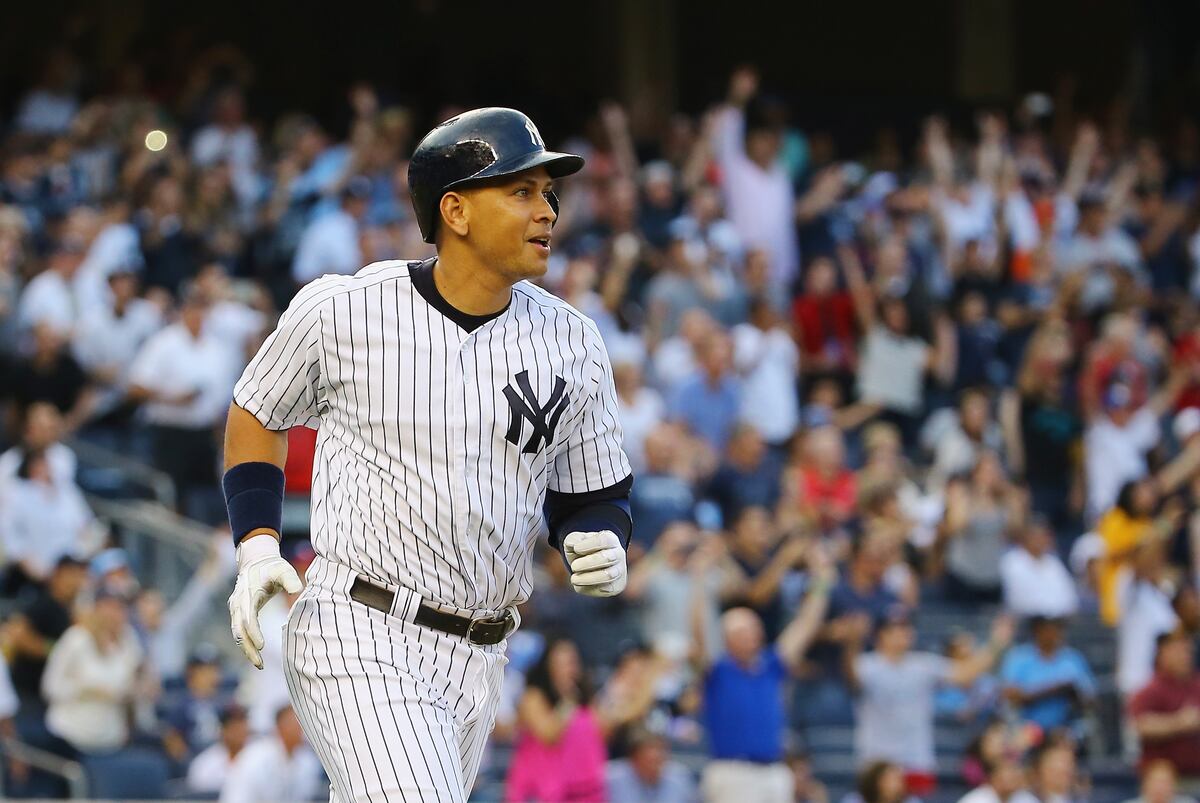 Rodriguez Becomes 2nd Player to Record 3,000th Hit in Yankees Uniform ...