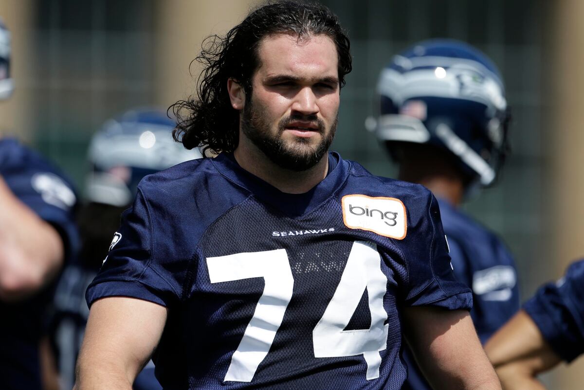 John Moffitt a Low-Risk, High-Reward Option for Eagles to Replace Evan ...