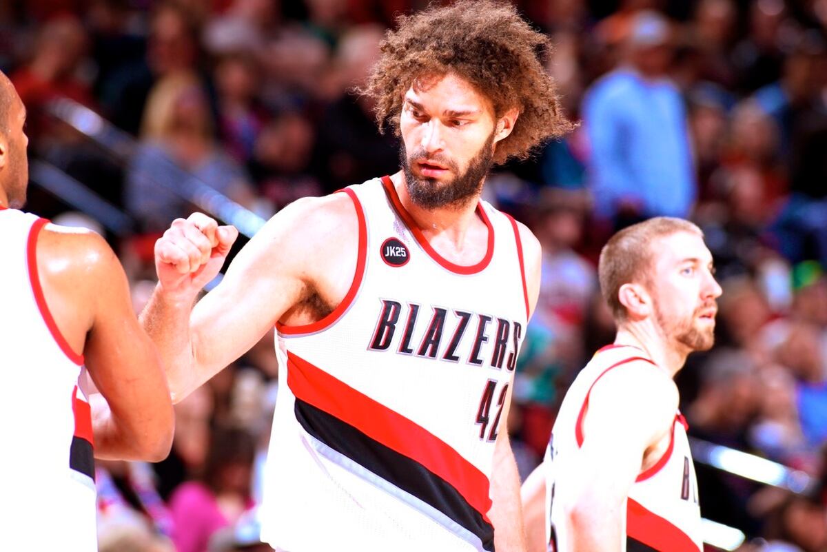 Robin Lopez and Knicks Reportedly Agree to 4-Year Contract | News ...