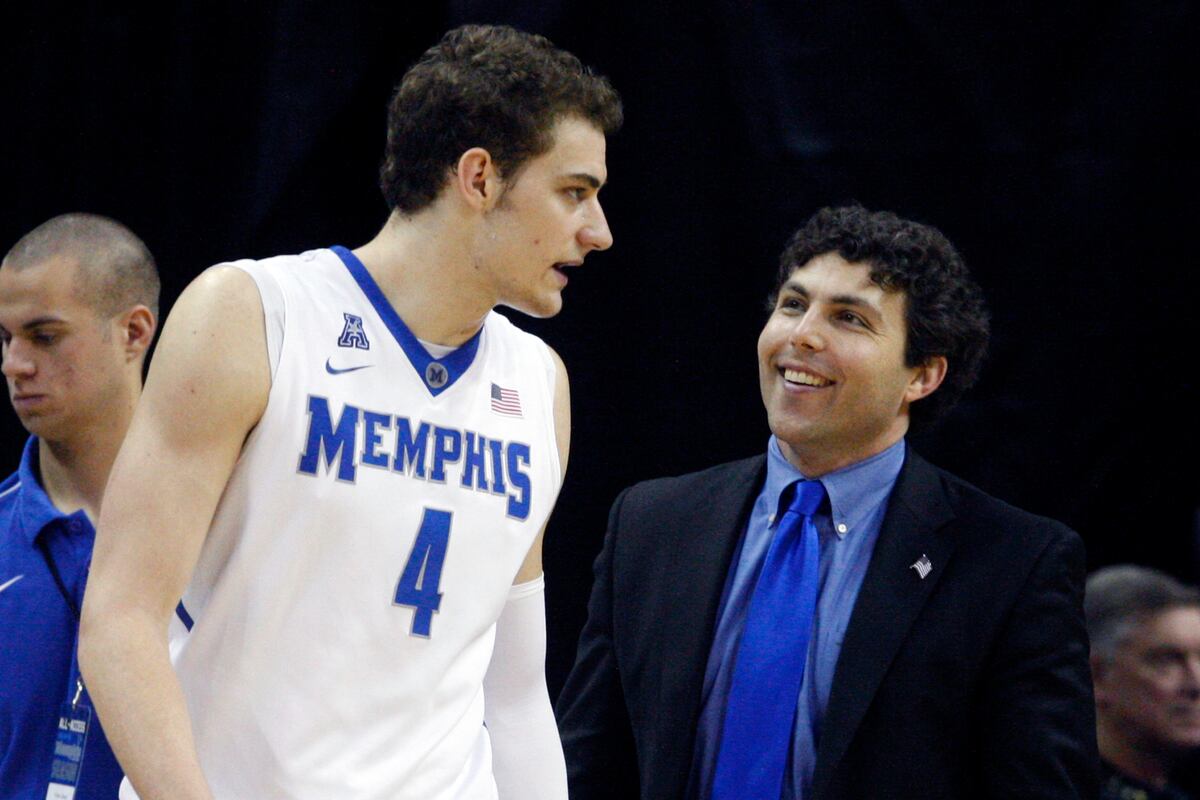 Is Memphis' Josh Pastner on Hot Seat After Losing Another Player to ...