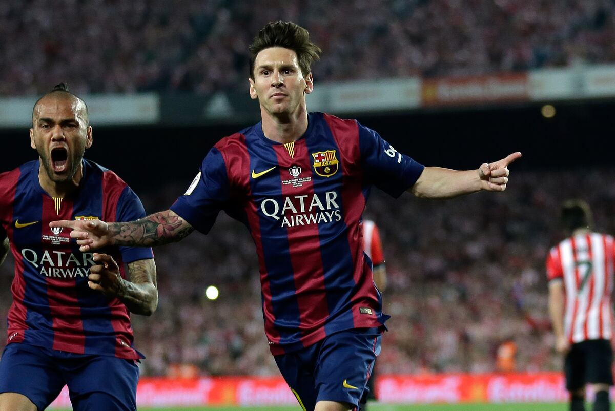 Lionel Messi Beats Cristiano Ronaldo to Best International Athlete ESPY ...