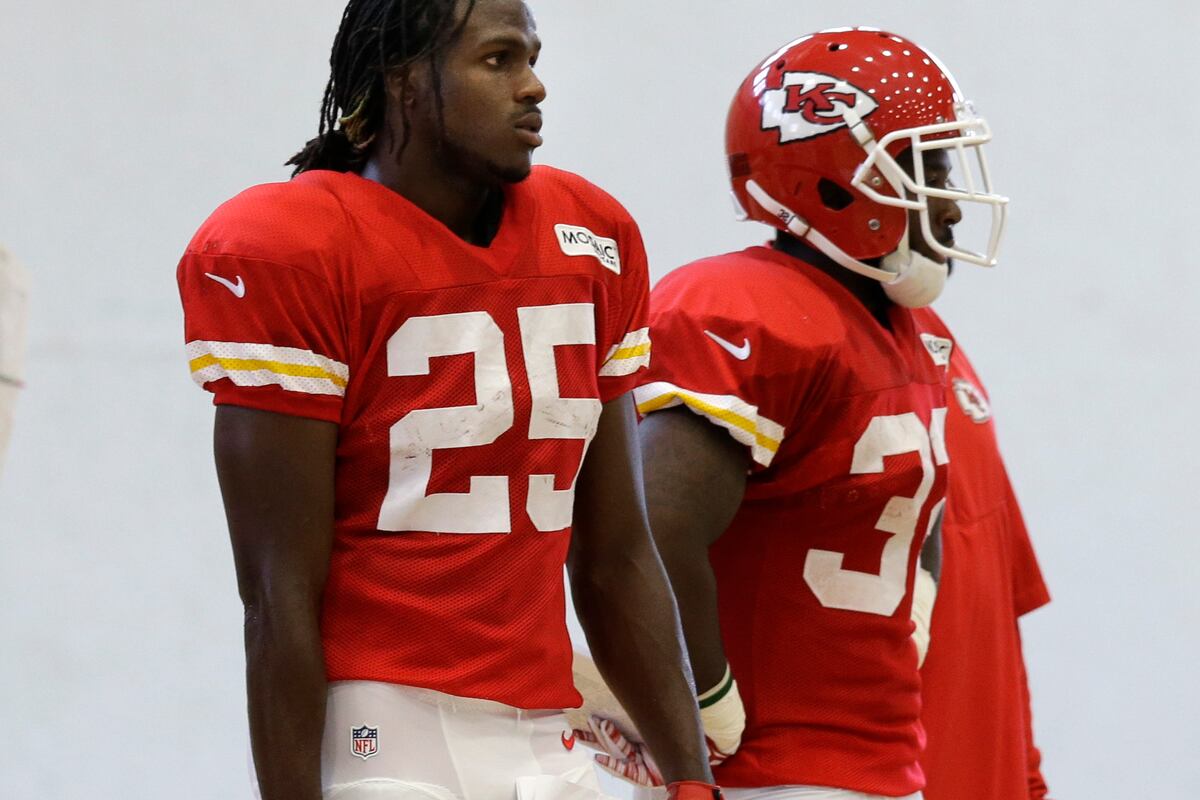 Fantasy Football 2015: 1st-Round Mock Draft and Winning Strategy | News ...