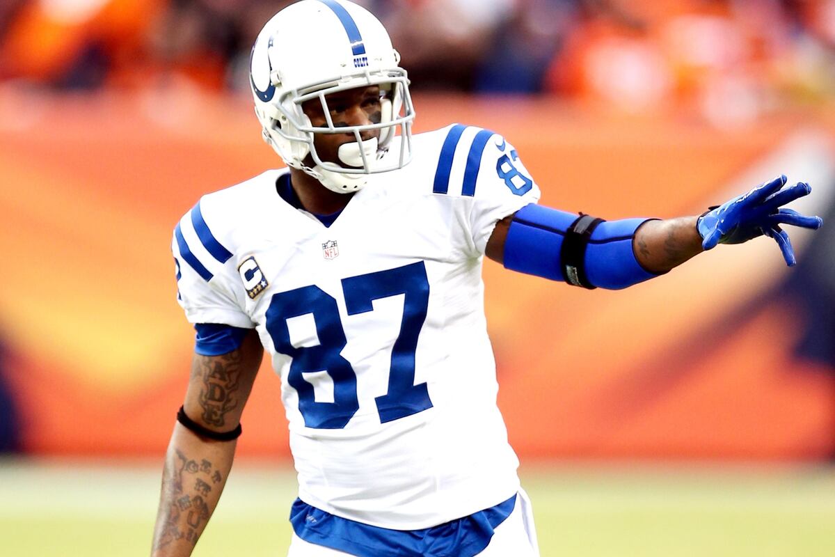 Reggie Wayne Reportedly Signs 1-Year Contract with New England Patriots ...