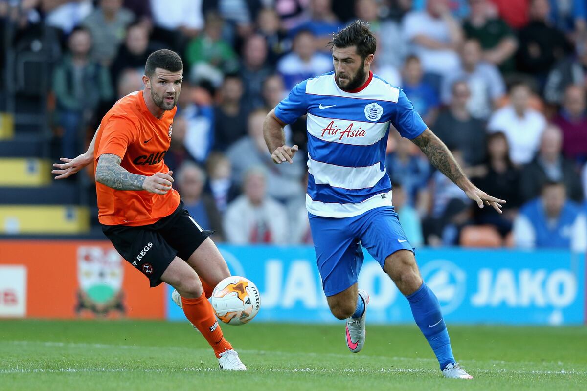 Chelsea Transfer News: Latest on Charlie Austin and Raphael Varane ...