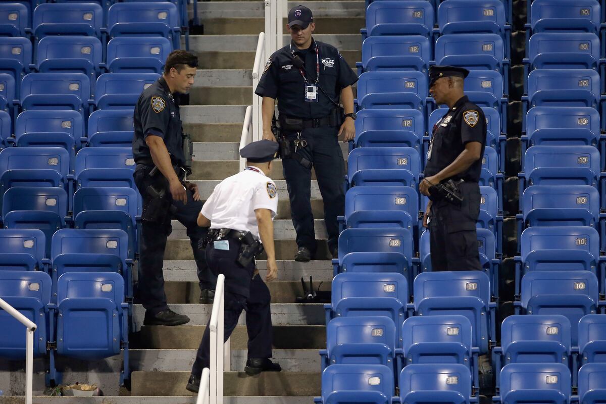 US Open 2015 Match Interrupted Due to Drone Crashing into Stadium ...