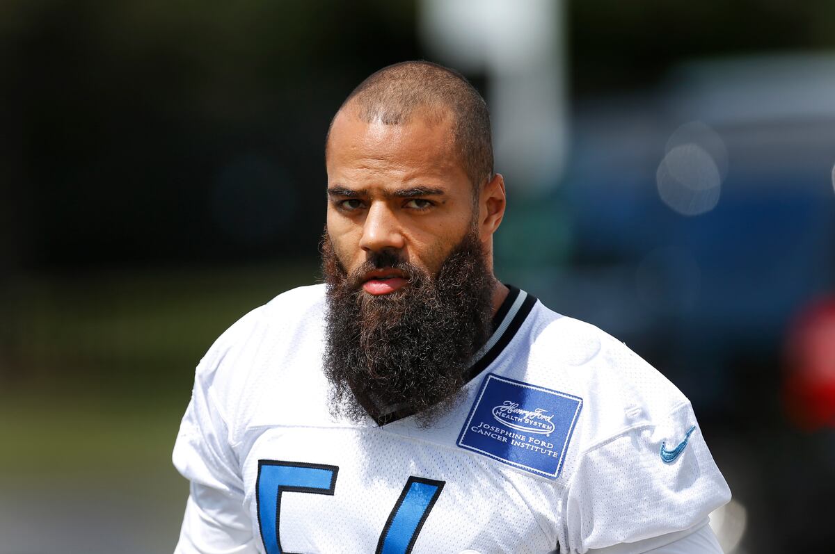 DeAndre Levy Injury Update: Lions Place Star LB on IR | News, Scores ...