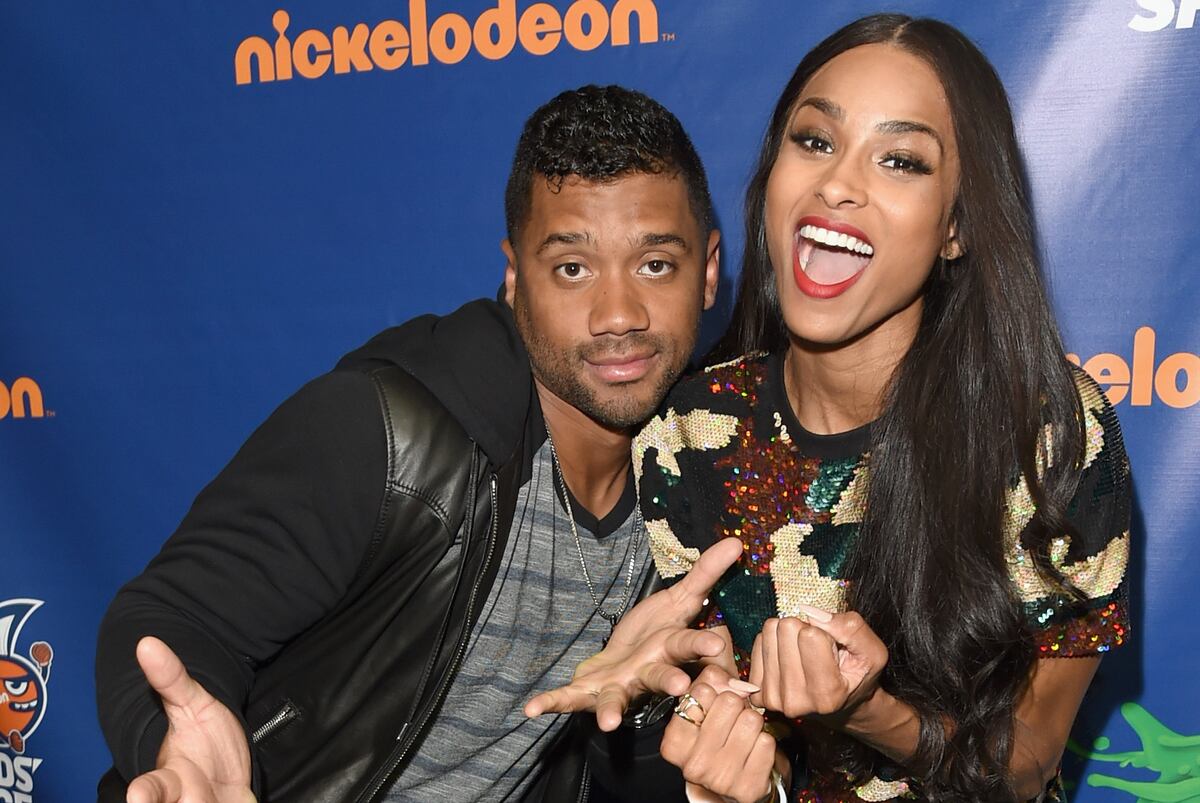 Seahawks DJ Has Hard Time Playing Future Tracks with Russell Wilson ...