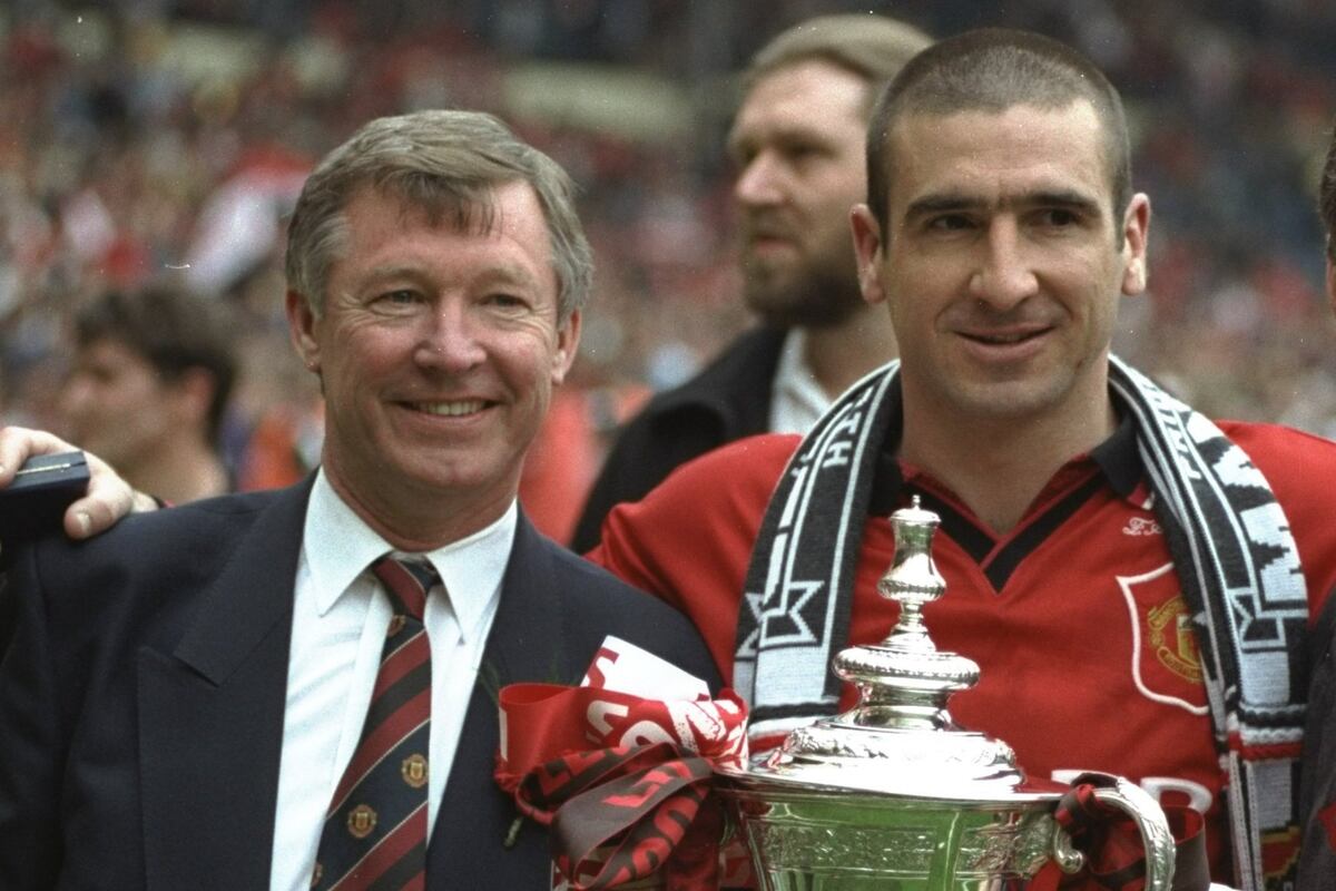 Sir Alex Ferguson Sent Touching Letter to Eric Cantona After He Retired ...