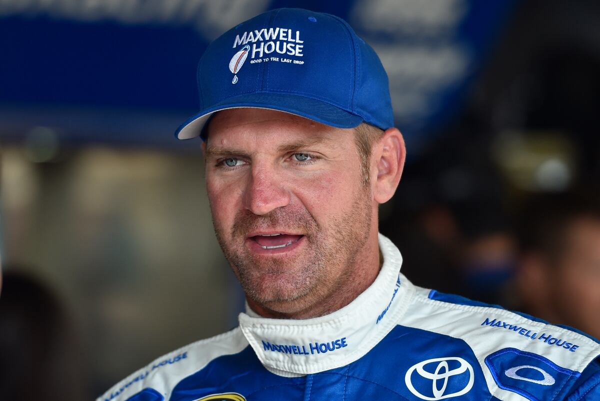 Clint Bowyer Docked 25 Points, Crew Chief Suspended for Inspection ...