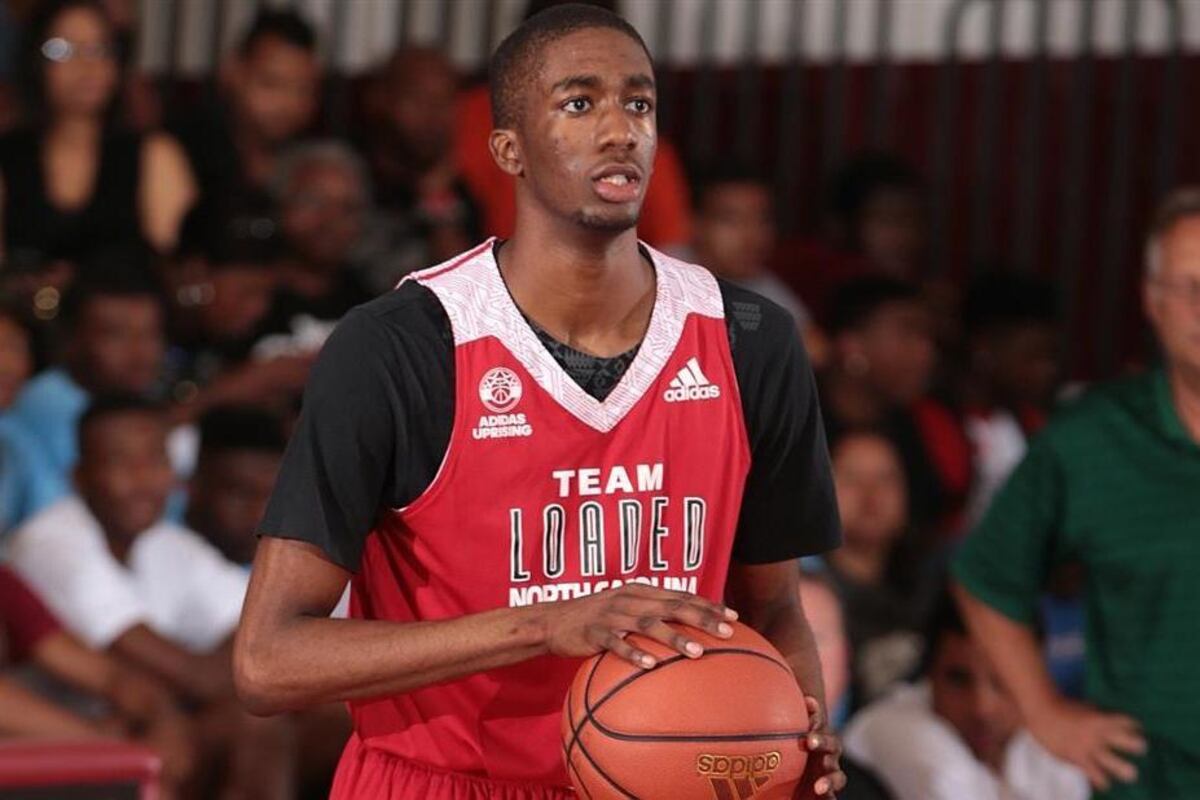 Brandon Robinson to North Carolina: Tar Heels Land 4-Star Guard ...