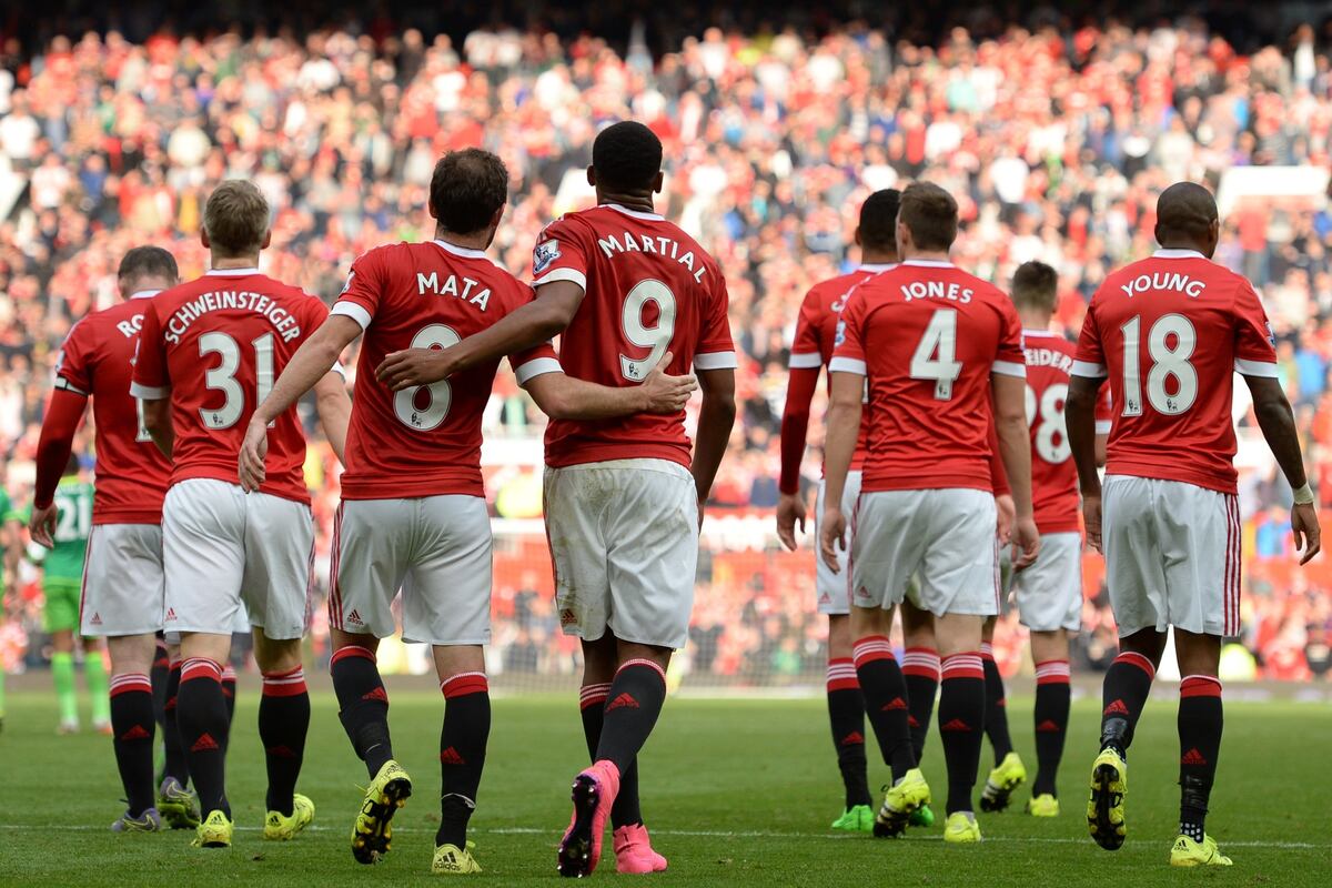 Manchester United vs. Wolfsburg: Starting XIs, Teams from 2015 ...