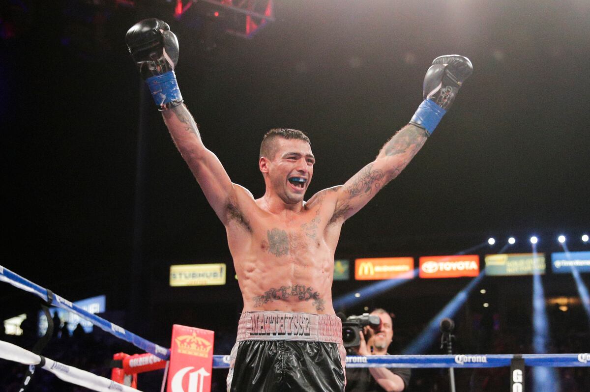 Lucas Matthysse vs. Viktor Postol: Fight Time, Date, Live Stream and TV ...