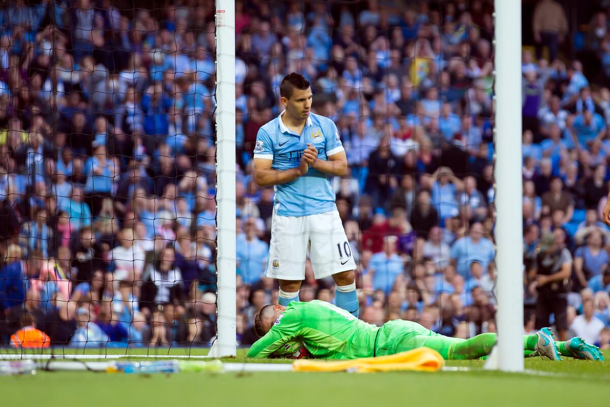 EPL Table: 2015 Week 8 Top Scorers After Sunday's Premier League Scores ...