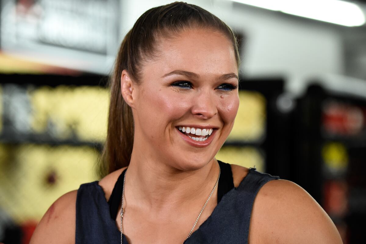 Ronda Rousey Wants to Win WWE Divas Title, Triple H and Charlotte ...