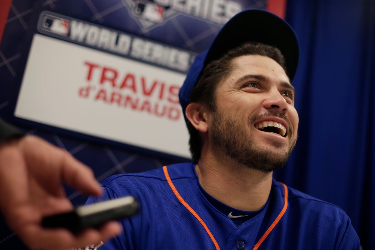 Why Travis D'Arnaud Is Key to the Mets Hoisting the World Series Trophy ...