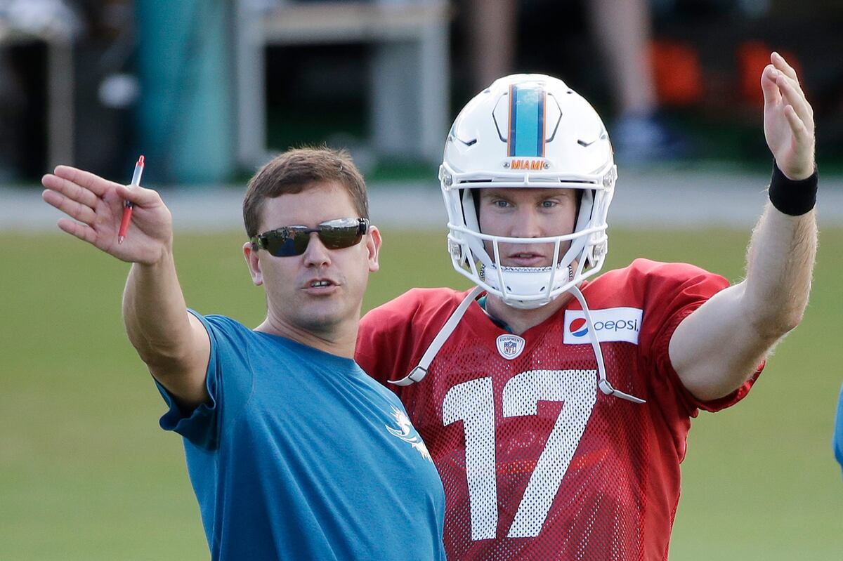 Is the Miami Dolphins' Offense Good Enough to Get Them to the Playoffs ...
