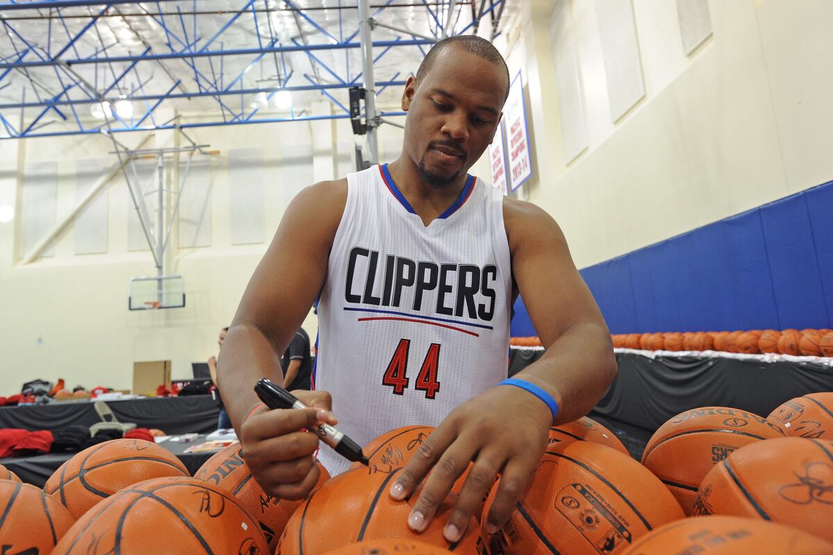 Chuck Hayes to Rockets: Latest Contract Details, Comments and Reaction ...