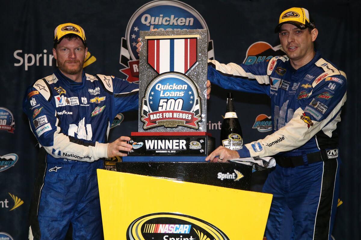 NASCAR at Phoenix 2015: Winners and Losers from the Race for Heroes 500 ...