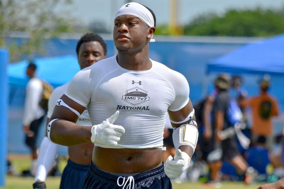 5-Star Ben Davis Details Remaining Official Visit Plans with New ...