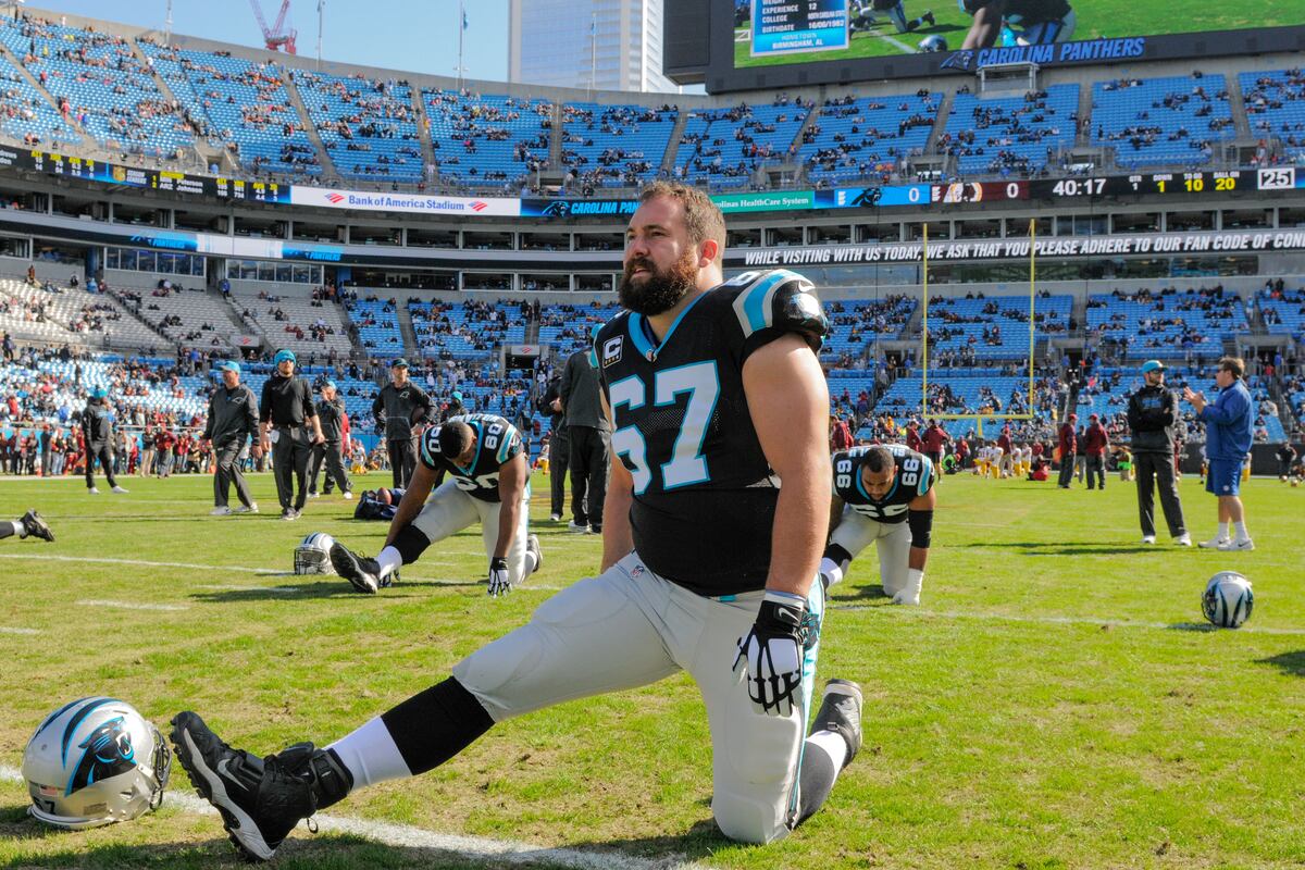 Ryan Kalil Injury: Updates on Panthers Center's Shoulder and Return ...
