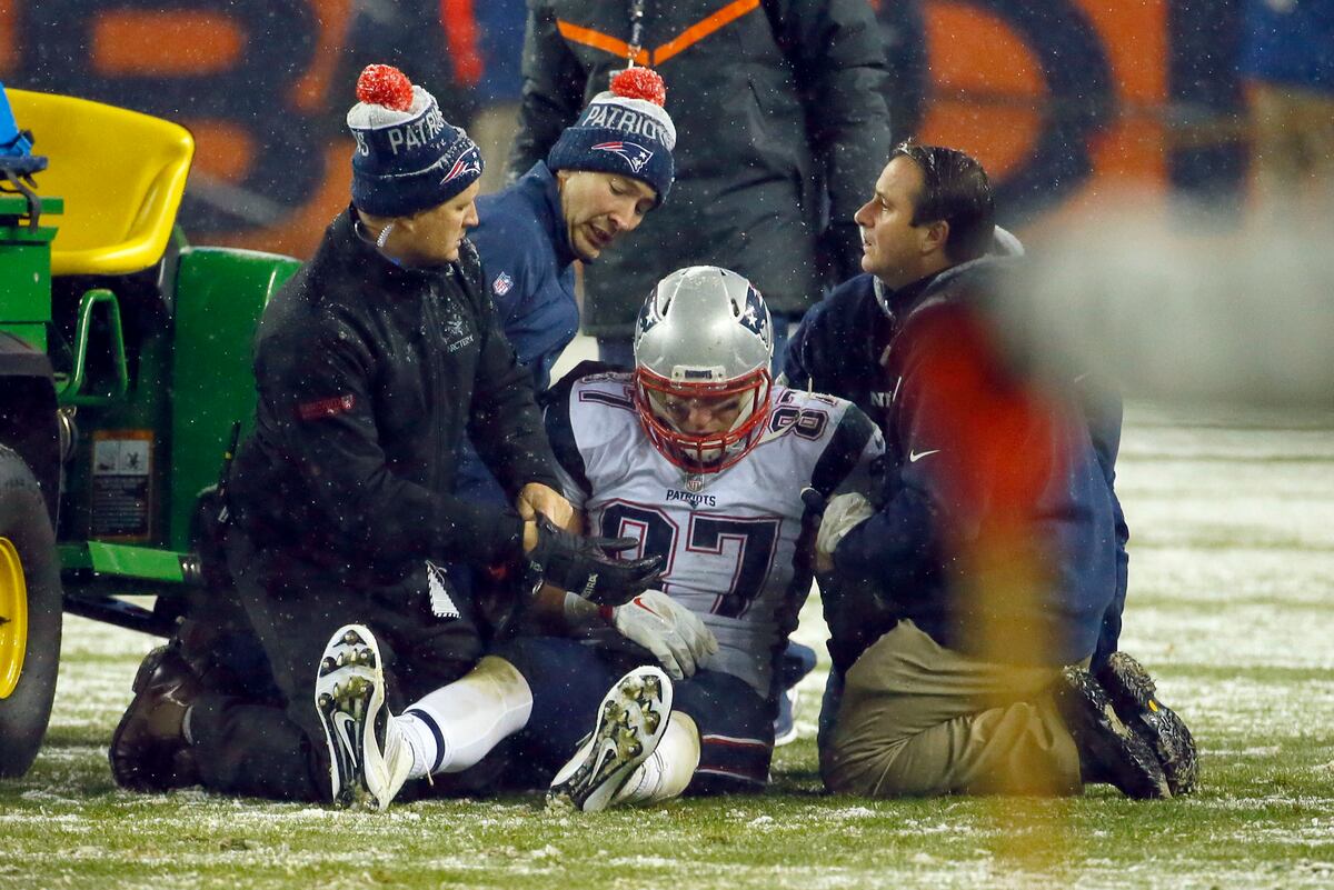 Rob Gronkowski Injury: Updates on Patriots TE's Knee and Return | News ...