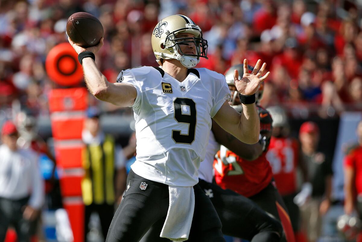 Drew Brees Passes Dan Marino for 4th on NFL's All-Time Passing TD List ...