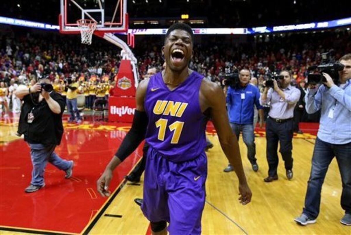 Northern Iowa vs. Iowa State: Score, Twitter Reaction from 2015 Regular ...
