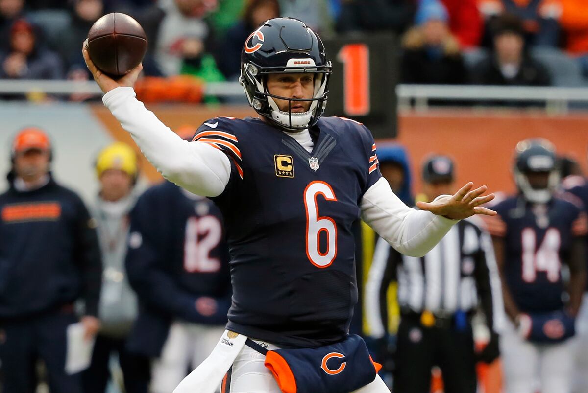 Bears GM Ryan Pace Comments on Jay Cutler's Future, 2016 Offense | News ...